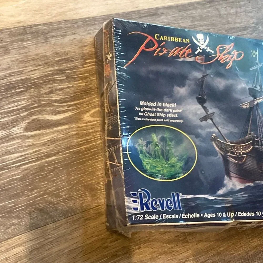 Revell | Toys | Revell Caribbean Galleon Style Pirate Ship Plastic ...